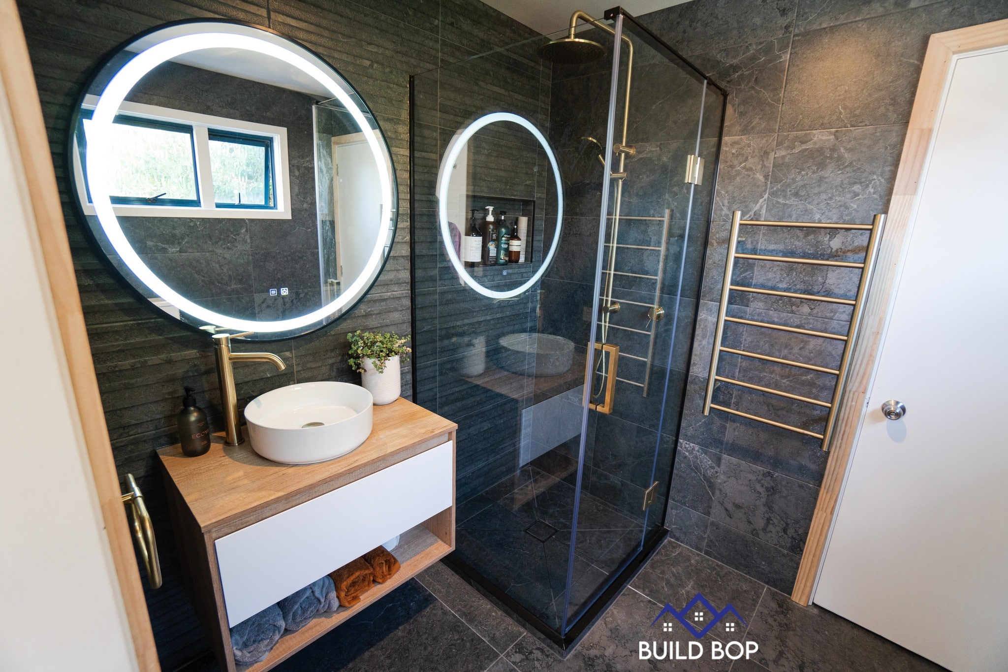 Bathrooms - Build BOP